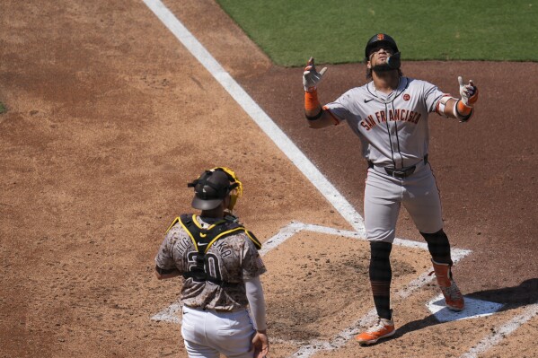 Giants padres store